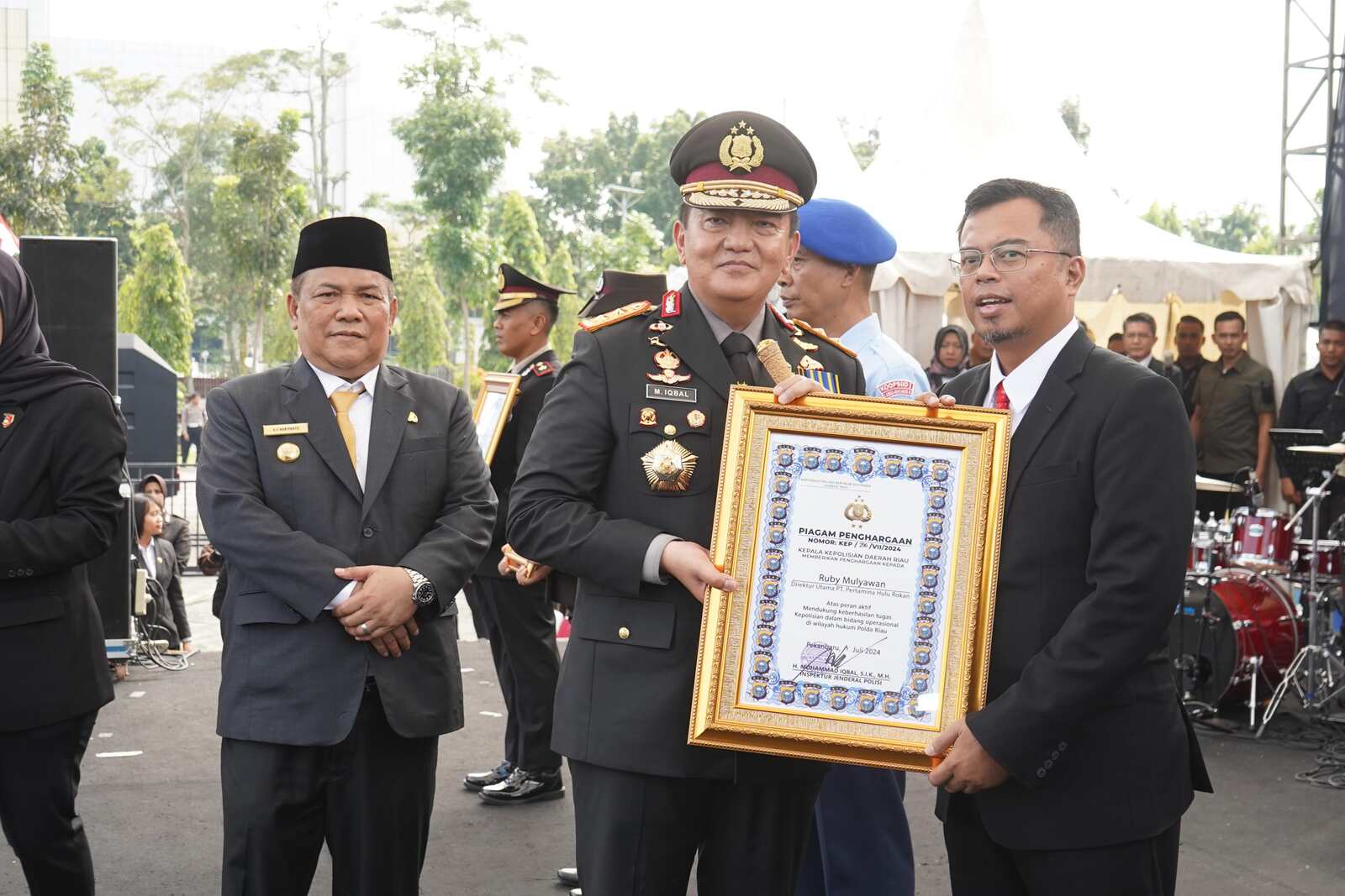 riaueksis.com | Portal Berita Hangat dan Terkini
